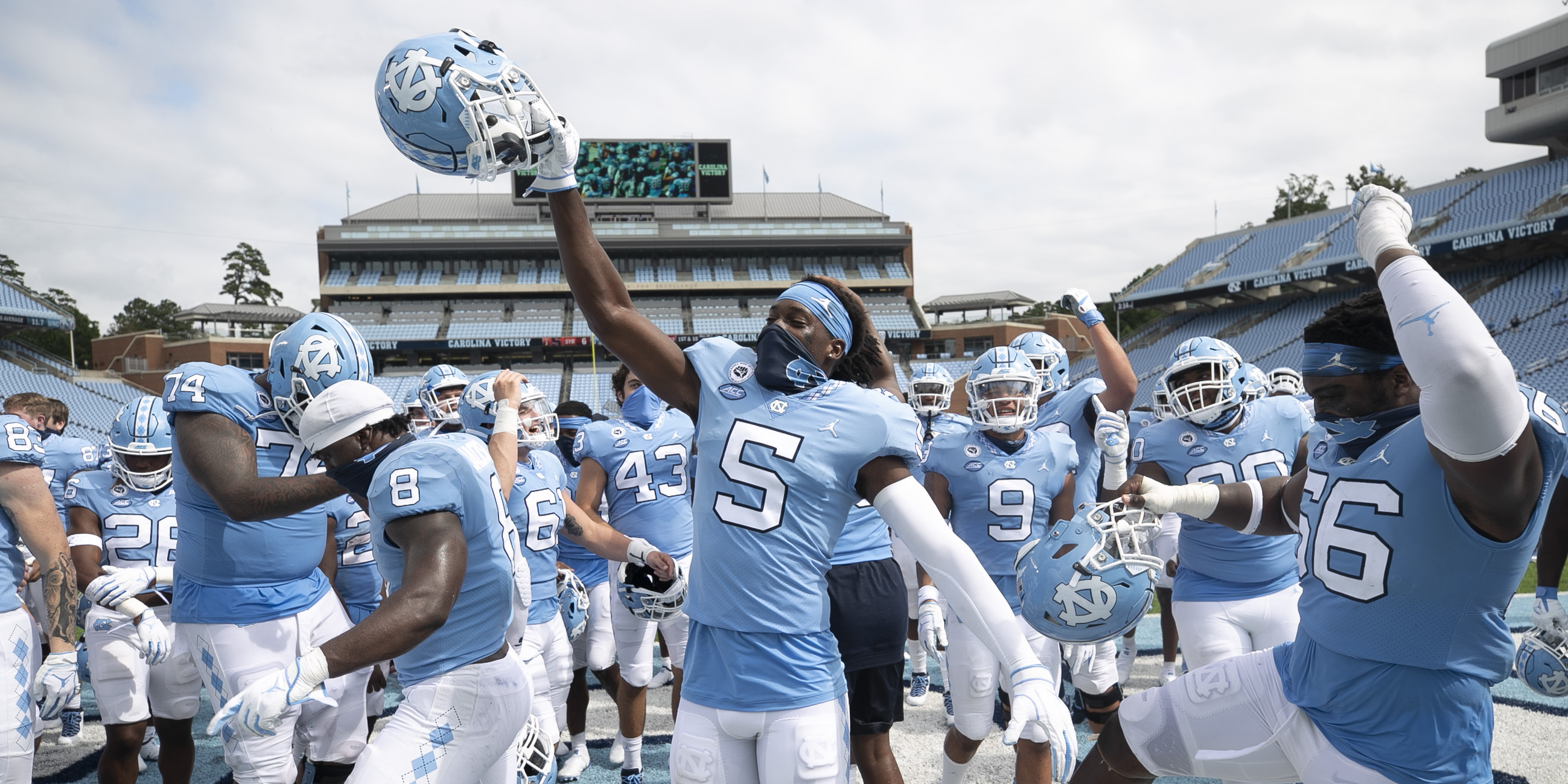 UNC Moves Up Six Spots To No 12 In AP College Football Top 25