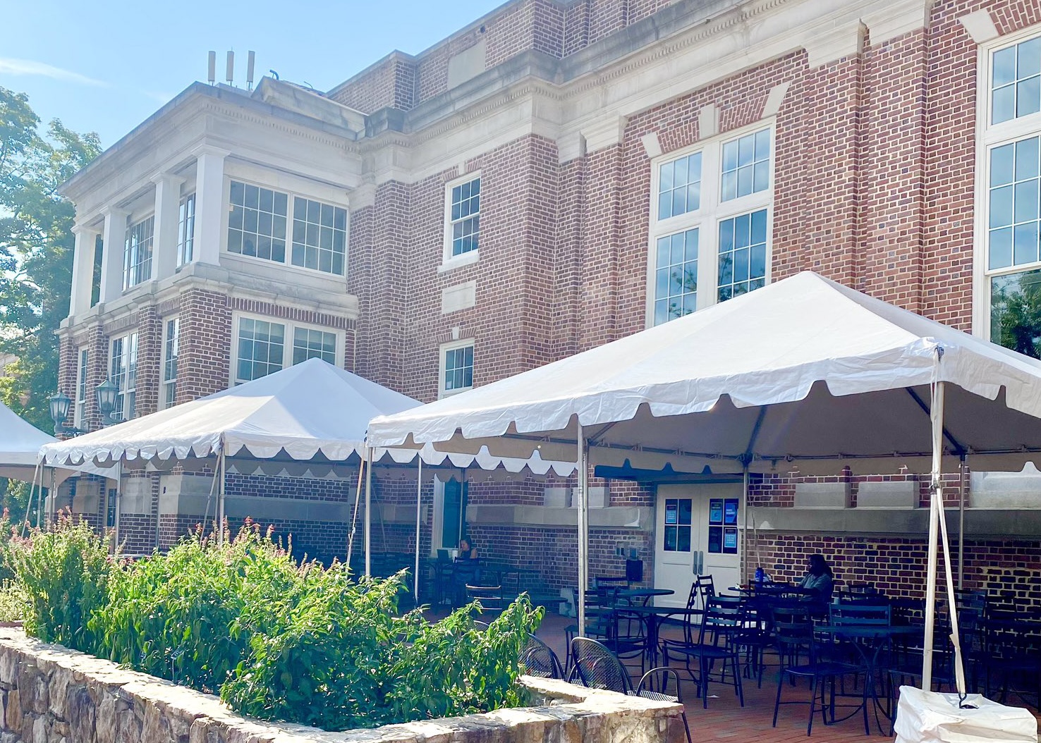 UNC Dining Services Expands Outdoor Locations, Offers New Meal Options ...