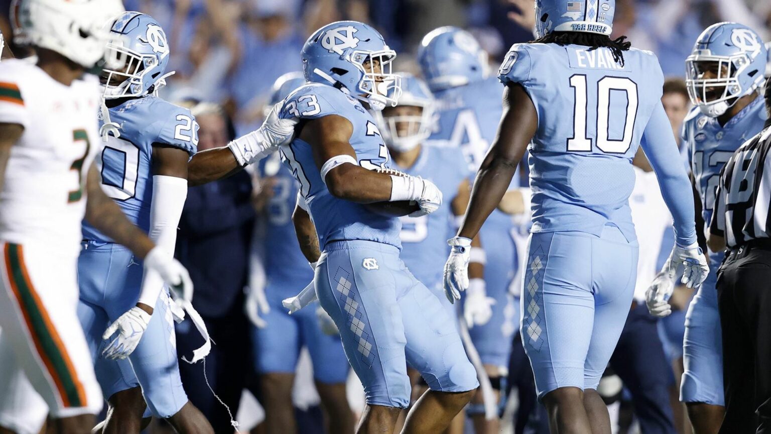 Late Interception Helps UNC Football Weather Hurricanes Rally For Wild ...