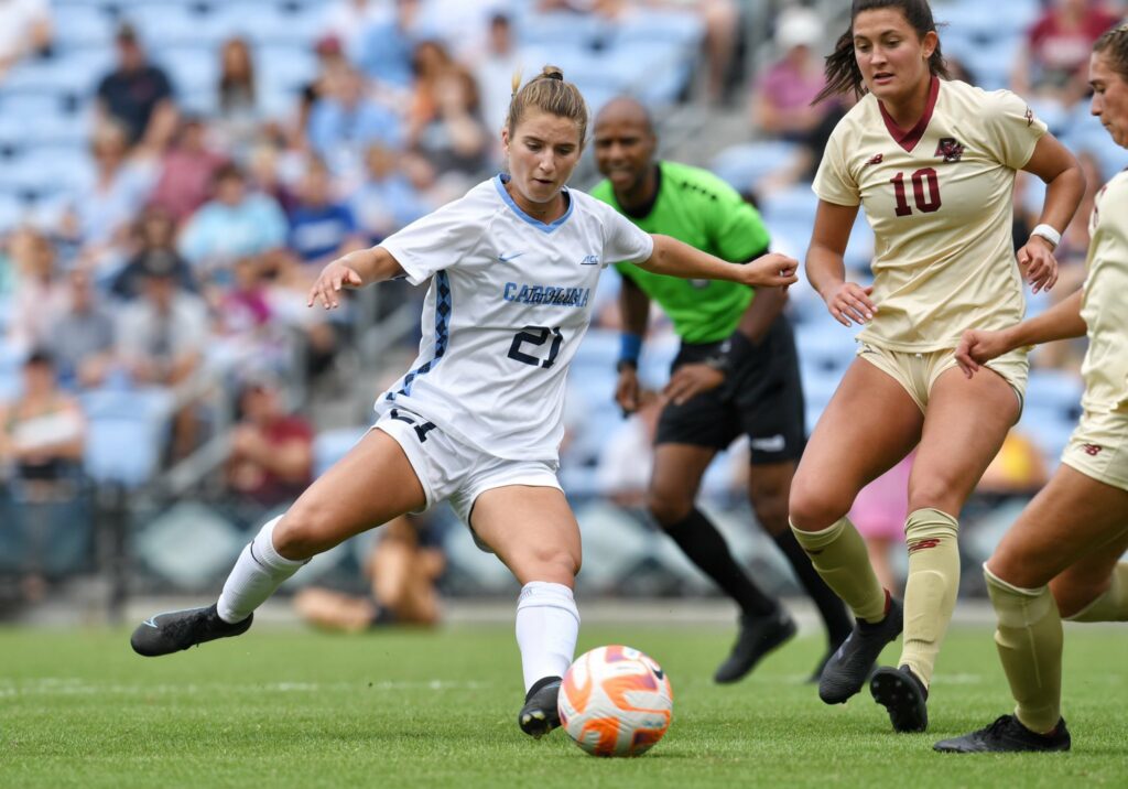 UNC Women's Soccer Rolls Over Boston College - Chapelboro.com