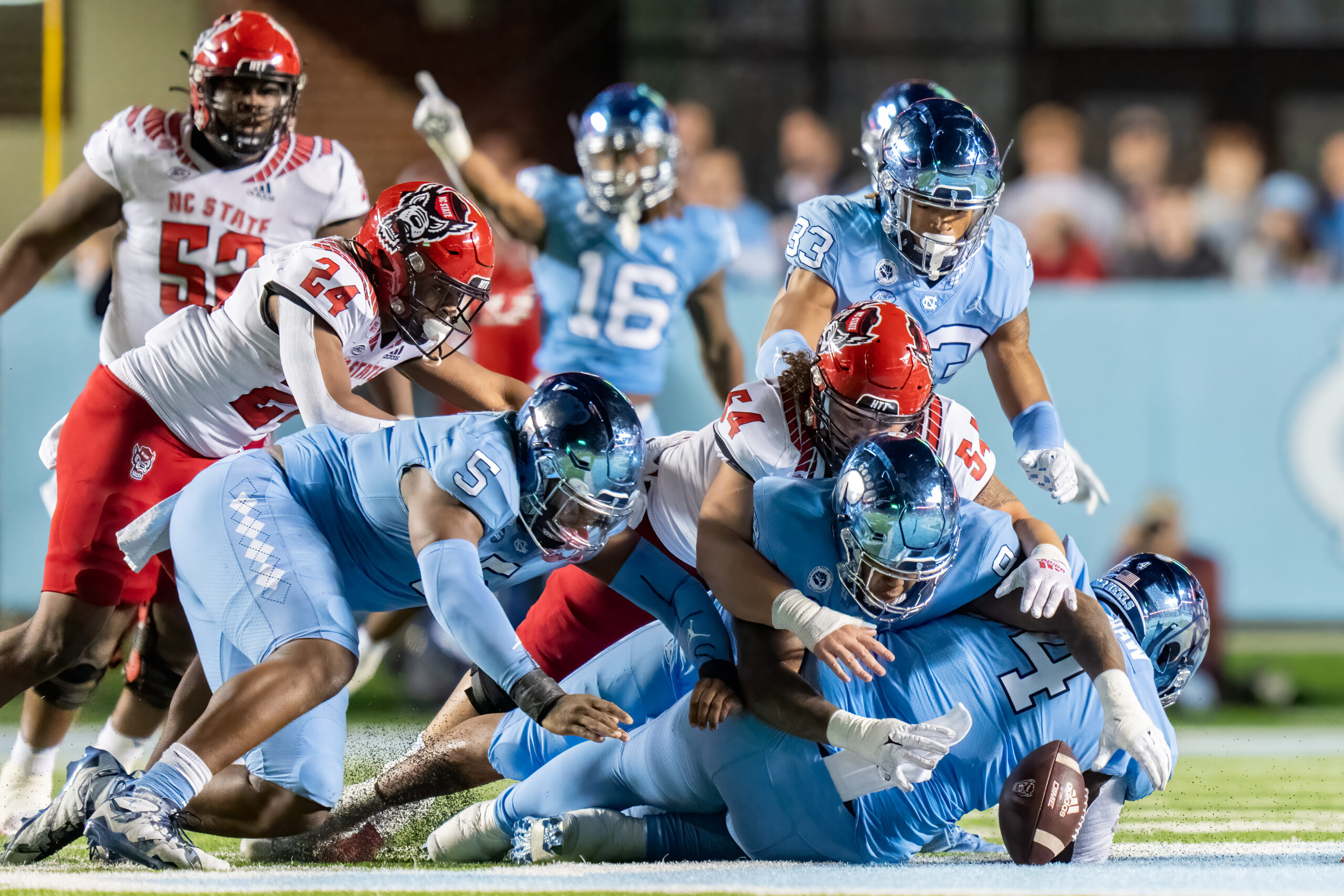 Photo Gallery: UNC vs. N.C. State Football - Chapelboro.com