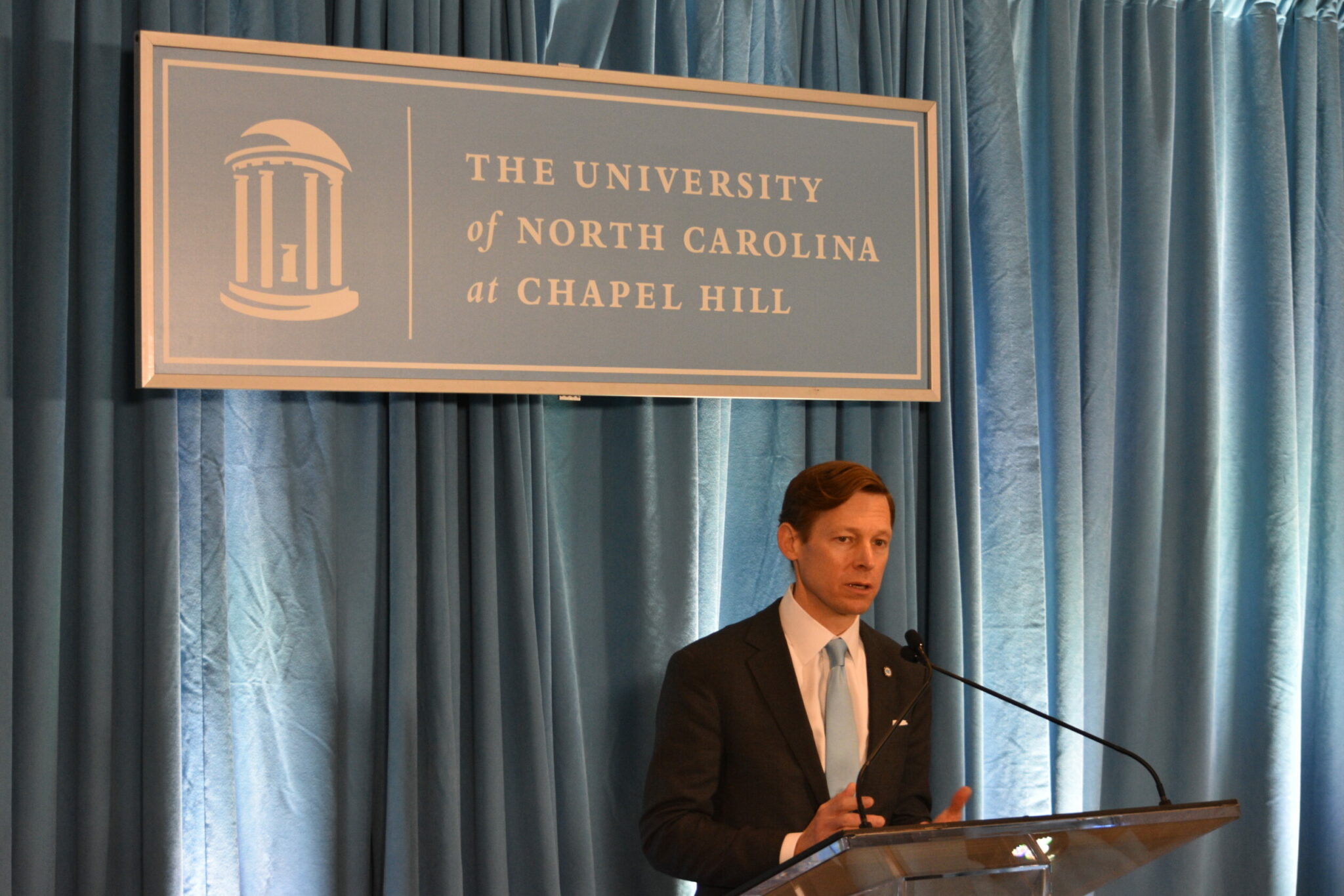 'Ready to Roll Up My Sleeves': UNC Interim Chancellor Shares Early ...