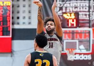 Elijah Davis, Son of UNC Men's Basketball Coach, Announces Transfer to ...