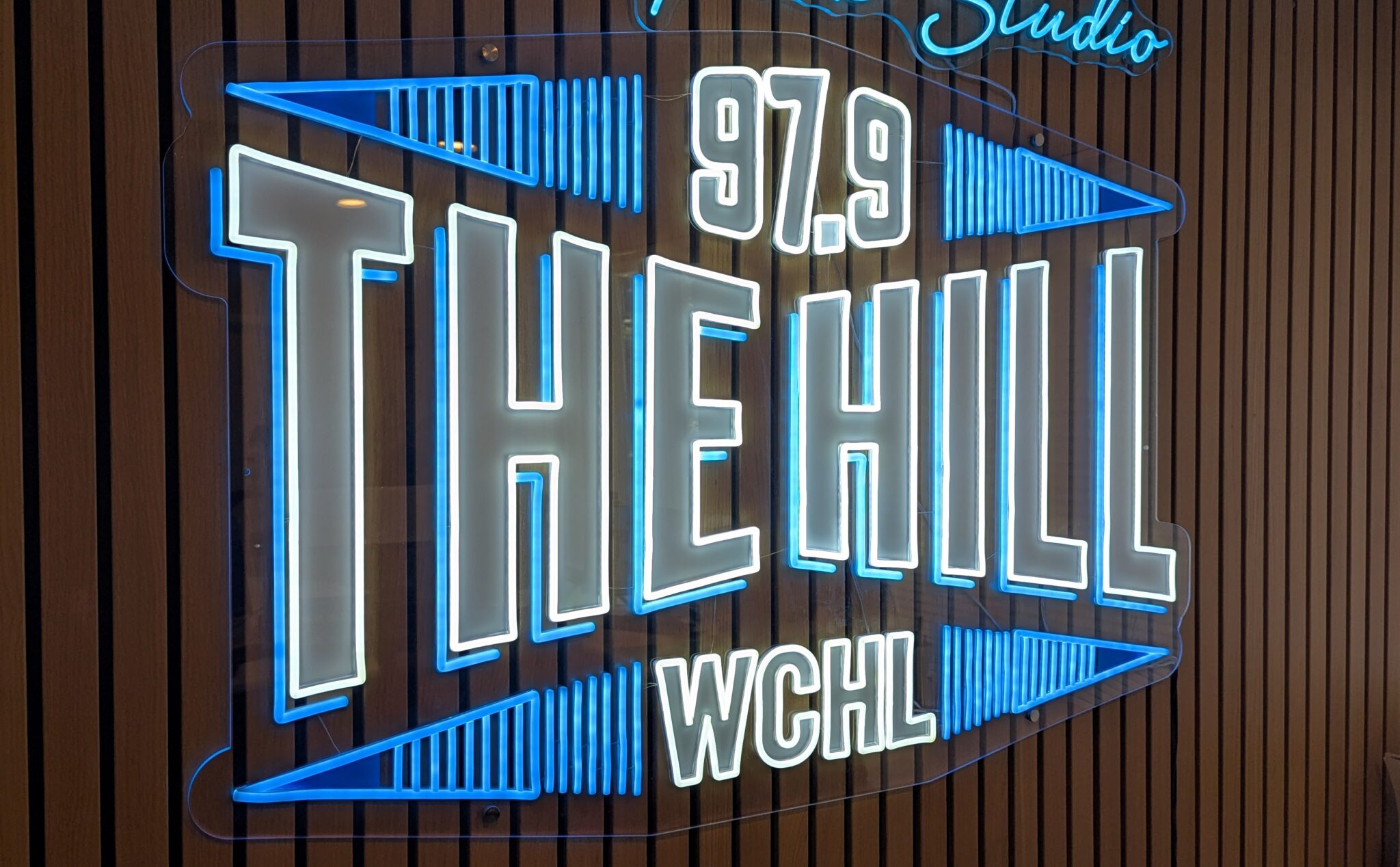 97.9 The Hill WCHL to Remain the Flagship Station for Tar Heel Sports ...