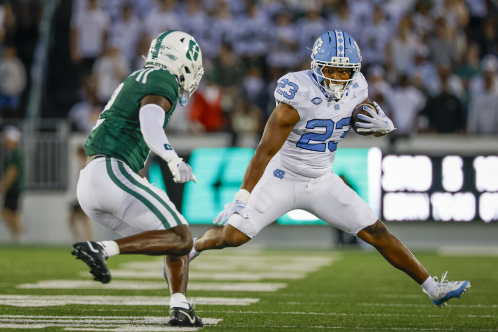 UNC Football Wears Down Charlotte, Earns Belichick's 1st Collegiate Win ...