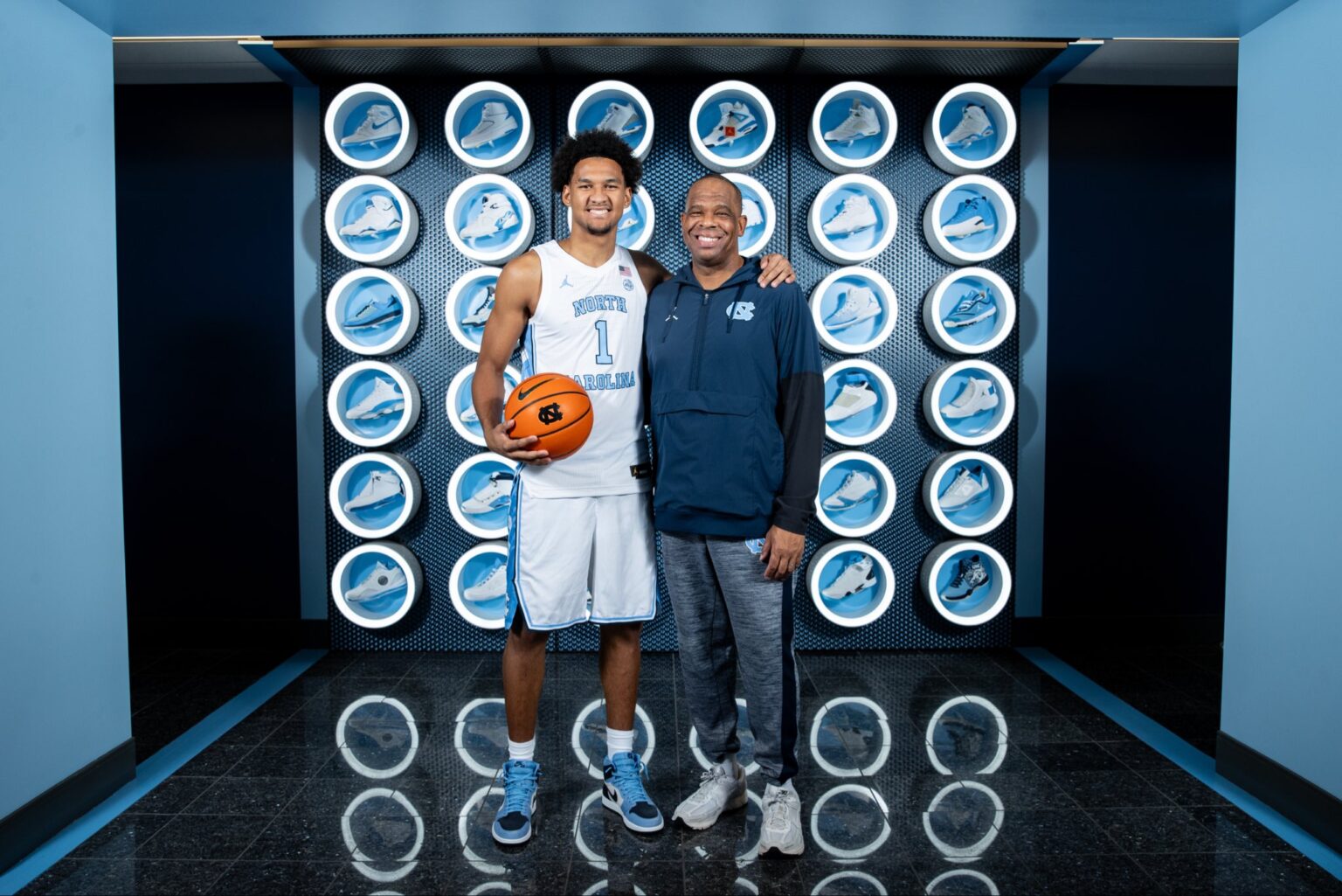 4-Star Recruit Maximo Adams Commits to UNC Men's Basketball, Hubert ...